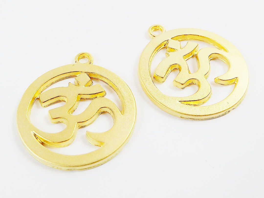 2 OM Symbol Yoga Aum Round Cutout Pendant Charms Boho Bohemian Chakra ...