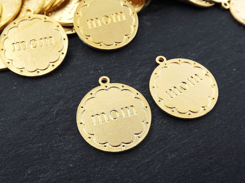 Mom Charm Pendant, Gold Mother, Mama, Mommy, Mom Disc Charms, 22k Matte ...
