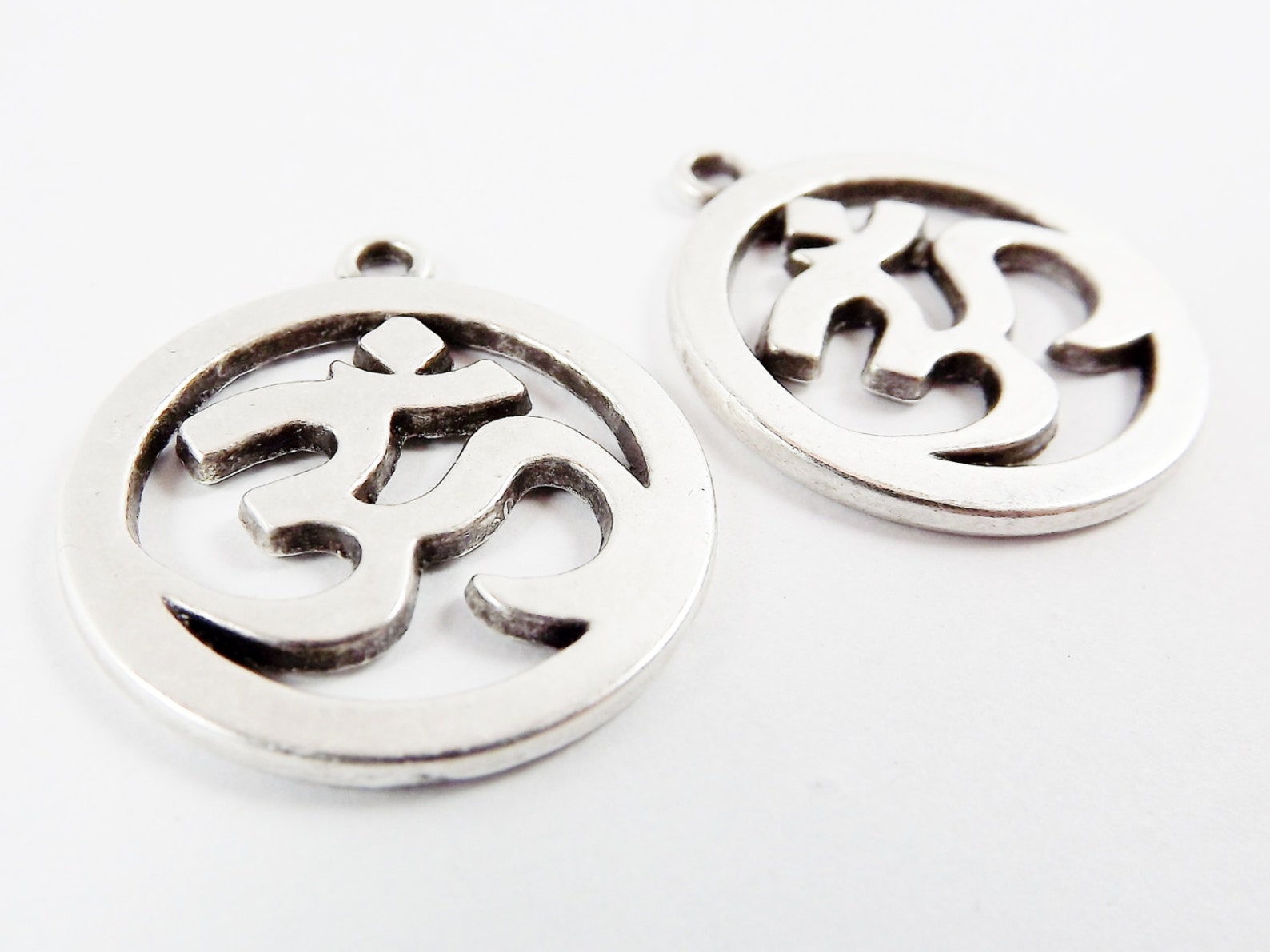 2 Large OM Symbol Charms - Matte Antique Silver Plated Brass - Yoga Aum ...