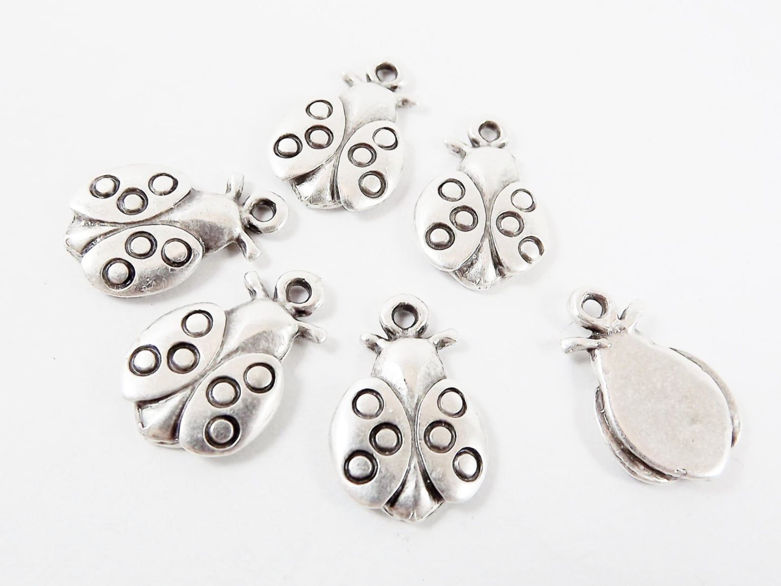 6 Ladybug Ladybird Charms - Matte Antique Silver Plated - Etsy