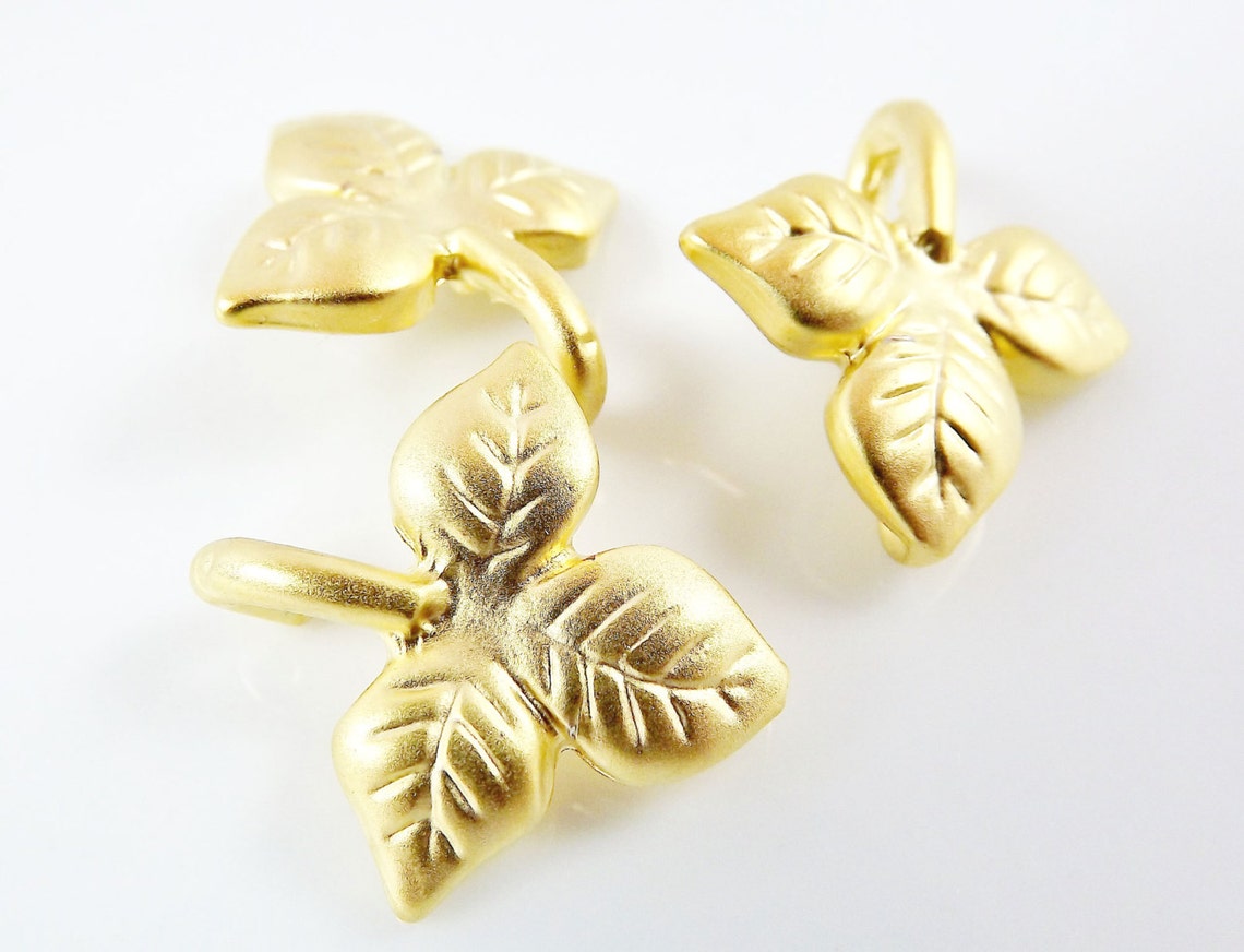 3 Vine Leaf Pendant Charms - 22k Matte Gold Plated - Etsy