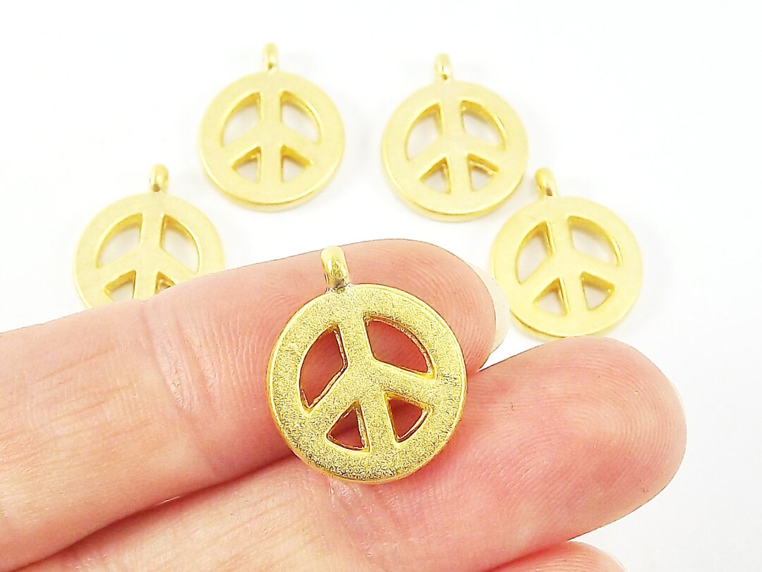 5 Peace Symbol Pendant Charms - 22k Matte Gold Plated - Etsy