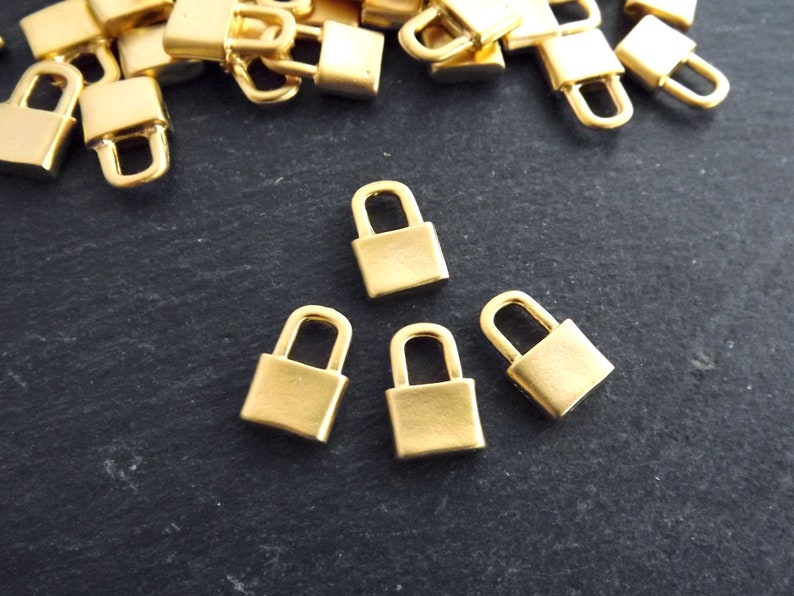 4 Gold Padlock Charm Pendants Plain Lock Dangle Charms 22k - Etsy
