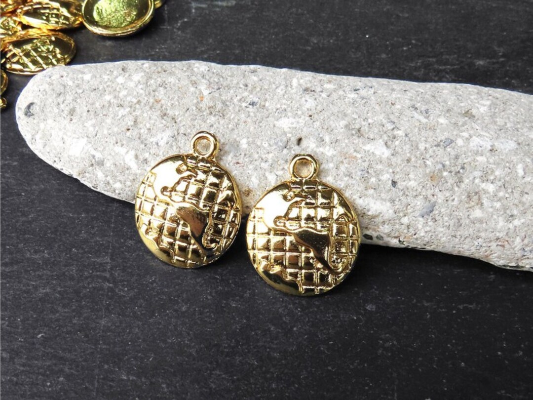 World Map Pendant Charms, Travel Globe Earth Charm, Non Tarnish 24k ...
