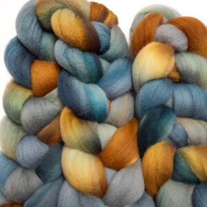 Hand Dyed Falkland Wool Top Roving 4oz Medium Soft Domestic Wool ...