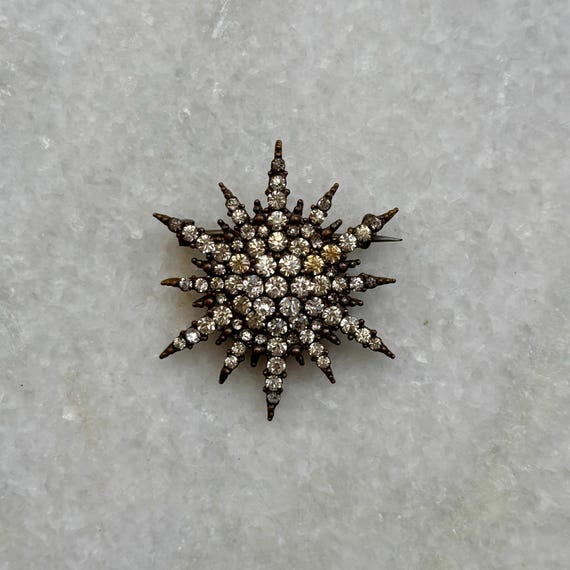 Early Victorian Sparkling Star Paste Stone Brooch Cel… - Gem