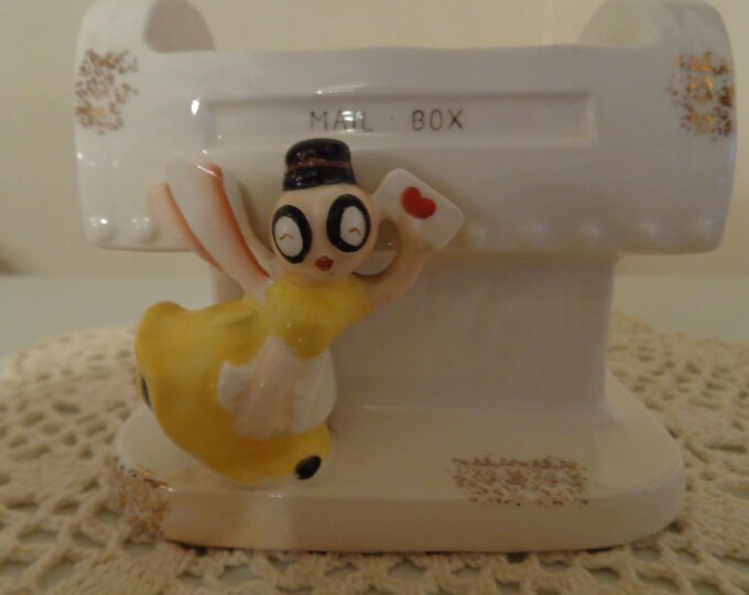 Vintage "napco" Busy Bee Mailbox Planter, 1950's, Marked - Vintage ...