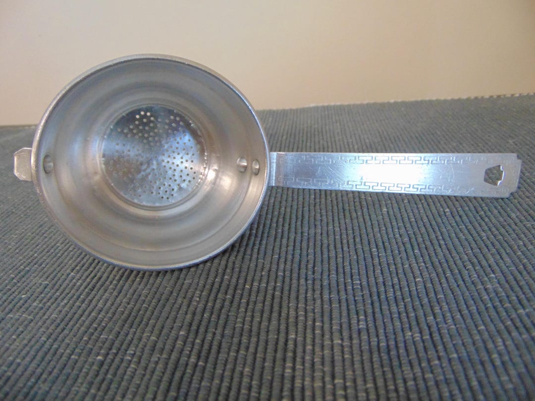 Vintage 1950's Kitchen Strainer With Decorative Handle & Pot Hook ...