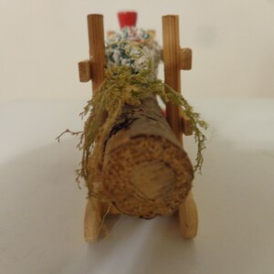 Vintage Christmas Wooden Horse & Buggy With Bottle Brush Tree, Log and ...