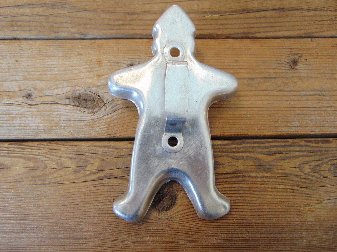 Vintage 1940's Aluminum Gingerbread Man Xmas Cookie Cutter With Handle ...