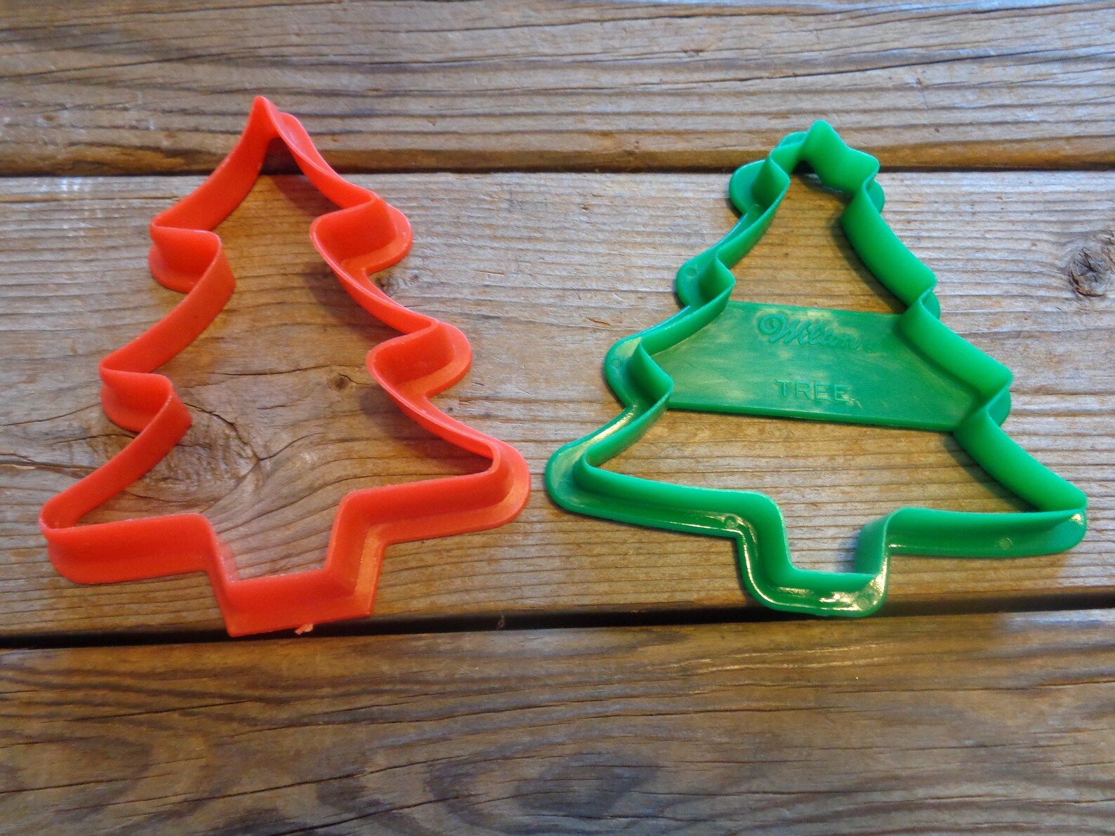 Vintage 10 Piece Set Of Plastic Christmas Cookie Cutters | Etsy