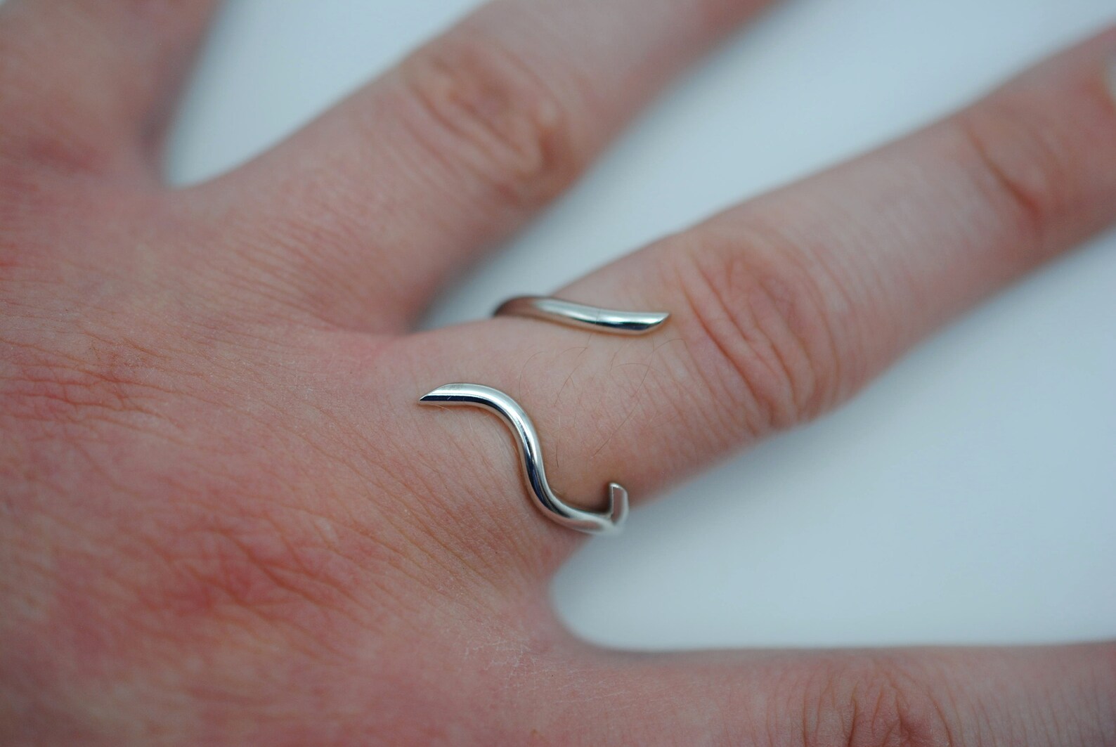 Vine Rhodium Roots Ring - Etsy