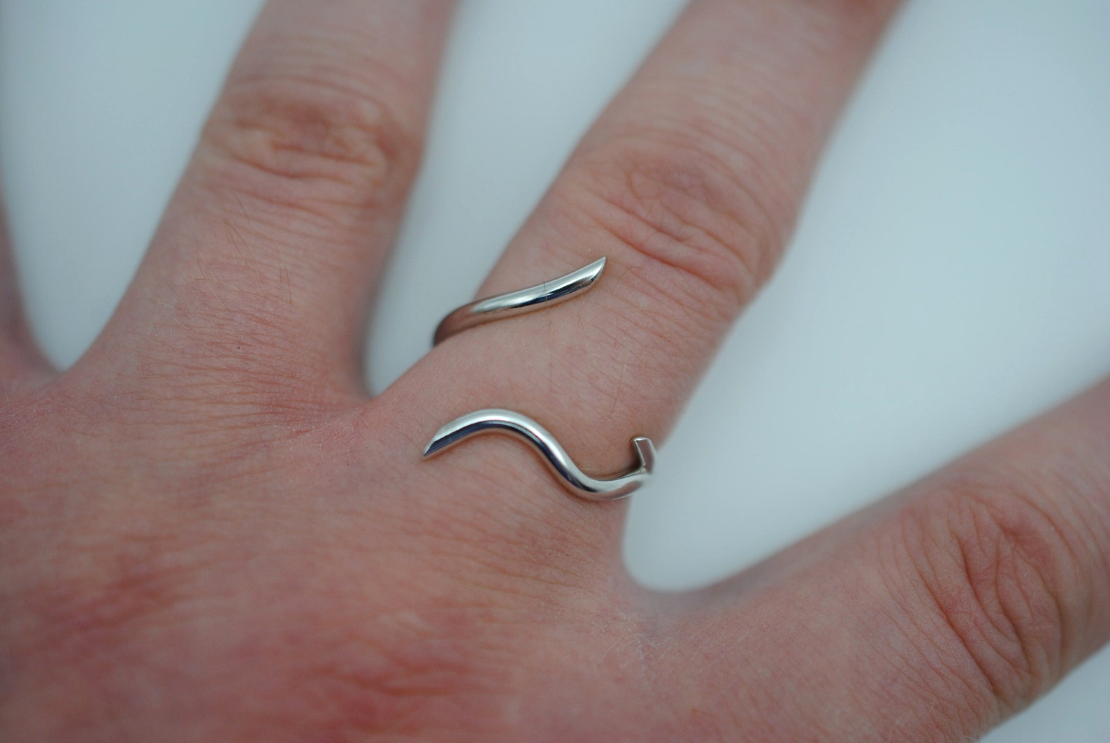 Vine Rhodium Roots Ring - Etsy