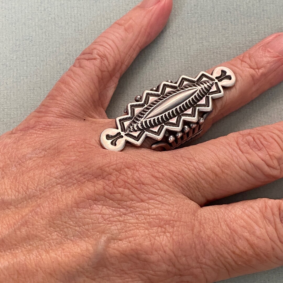 ESS STERLING Navajo Ring by Edison Sandy Smith - Etsy