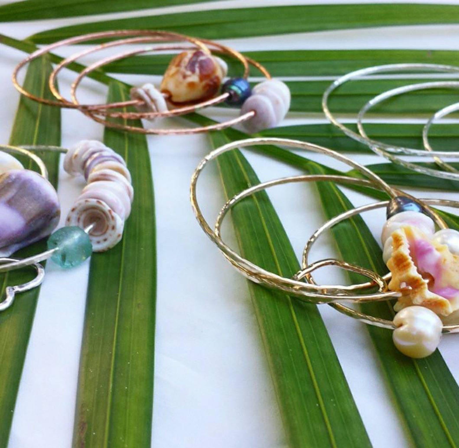 SHELL BANGLES in Gold Set of 3 Bangles in 14k Gold Filled | Etsy