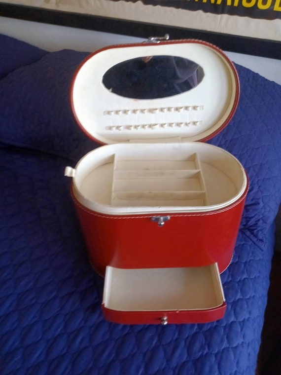 1940's/50's Red Train Case - Gem