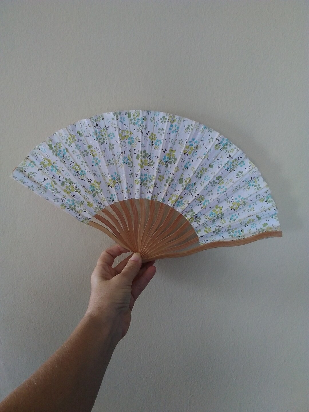 Fan Vintage Fan Cotton Fabric Wood Fan Folding Hand Fan Sensu - Etsy