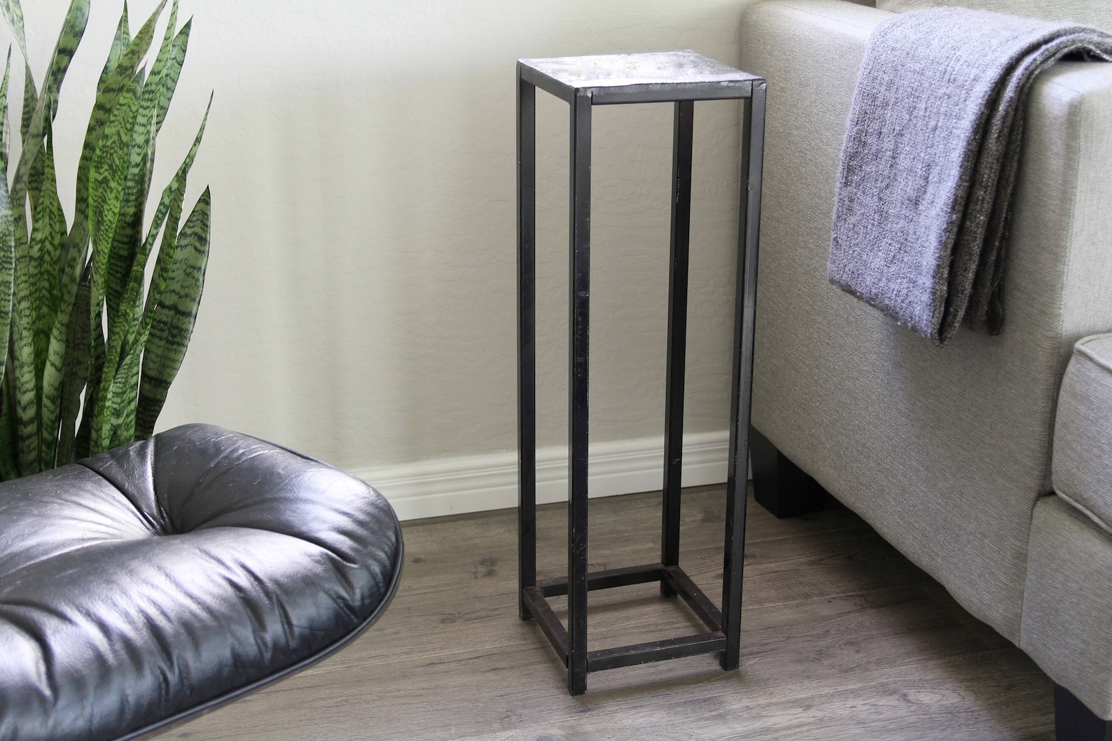 Modern Metal Contemporary Accent Pedestal Sokol Table Decor Mid Century ...