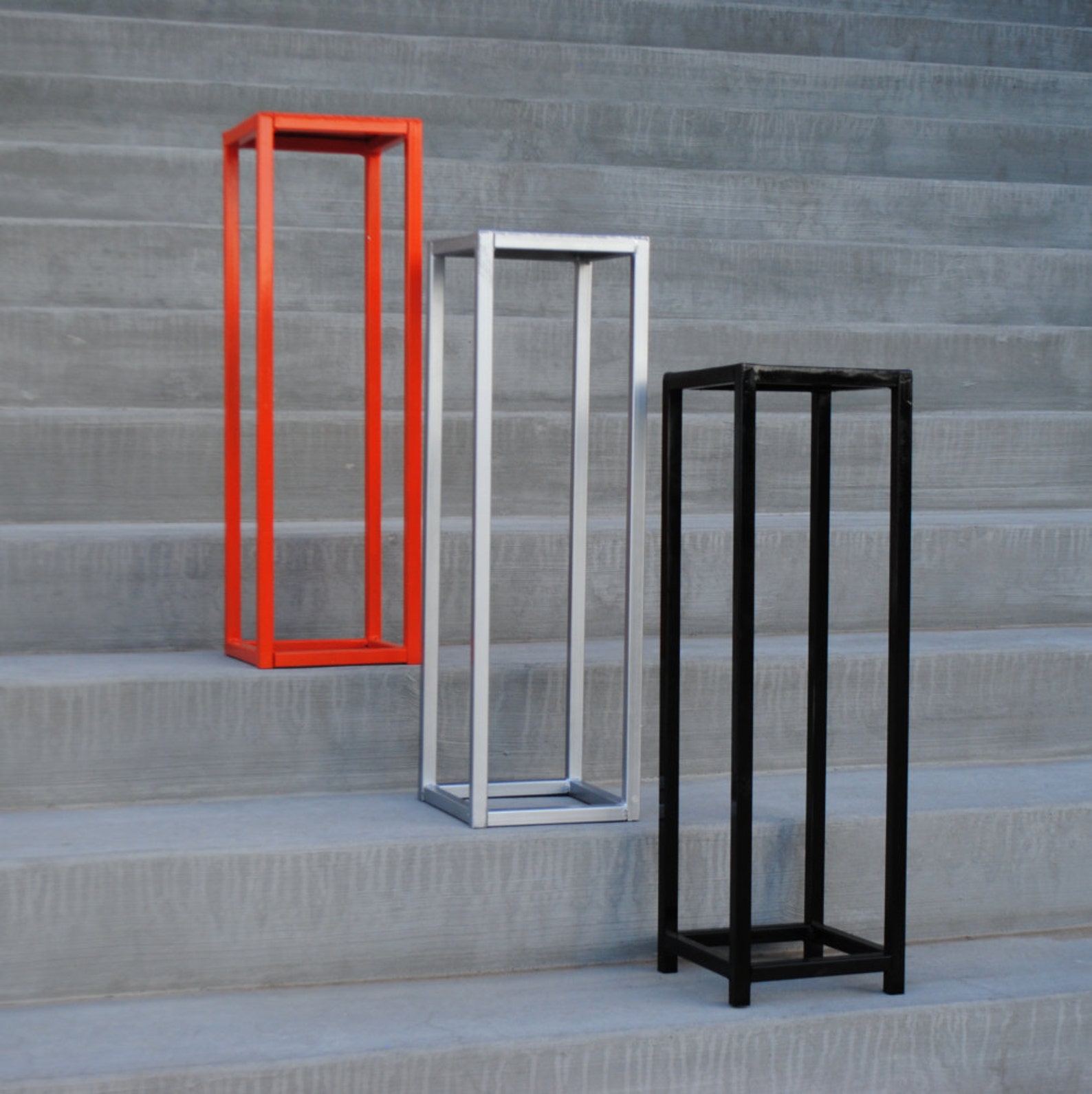 Modern Metal Contemporary Accent Pedestal Sokol Table Decor Mid Century ...