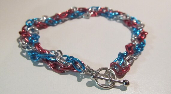 Items similar to Red, White and Blue Chain Bangle Bracelet on Etsy