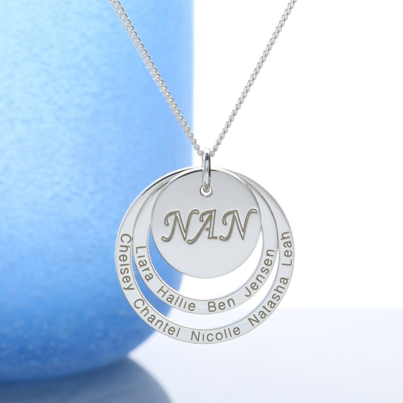 Personalised Pendant Gift for Nan With Names Nan Circles - Etsy