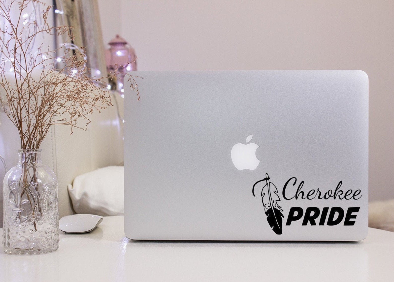 Cherokee Pride Feather Decal // Outdoor Vinyl // Indian Tribe - Etsy