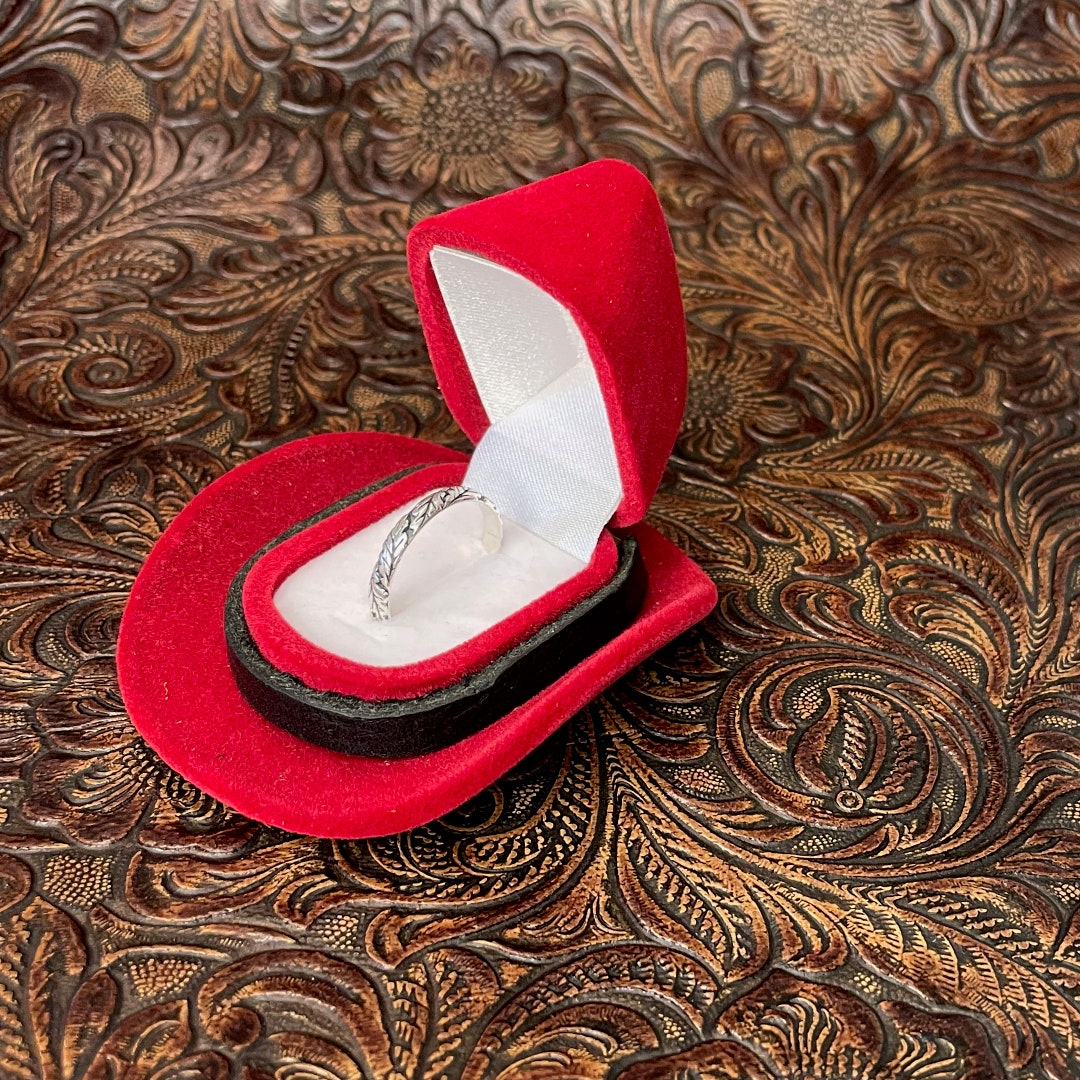Red Cowboy Hat Ring Box // Western Ring Box - Etsy