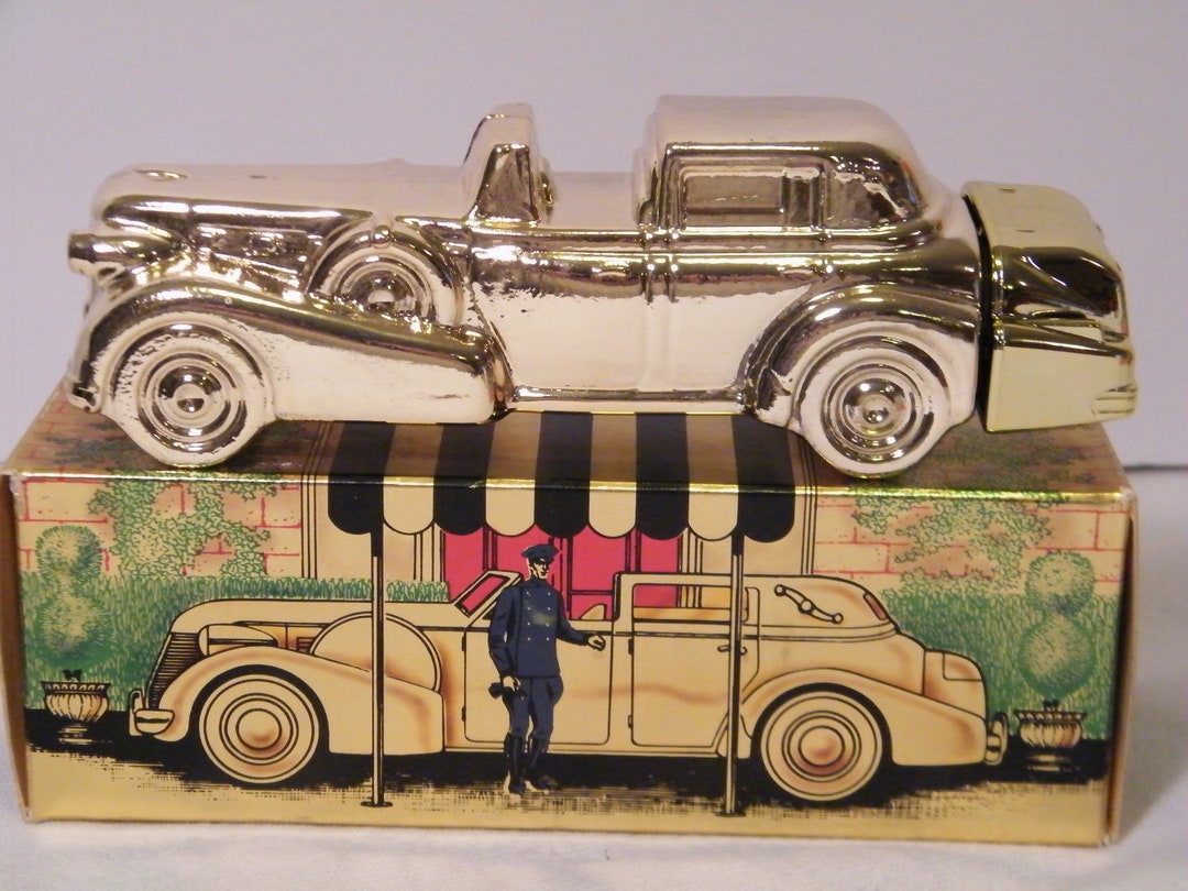 Avon Solid Gold Cadillac Glass Car Decanter FULL of Excaliber ...