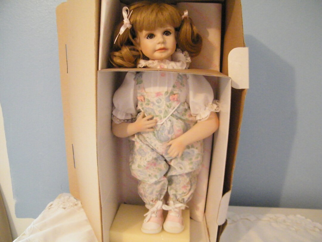 Vintage Porcelain Doll Jennifer by Hamilton Heritage Collectible ...