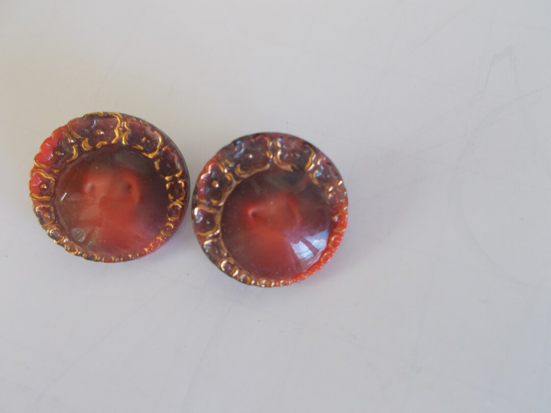Vintage 2 Small Glass Buttons With A Owl Face Inside - Etsy