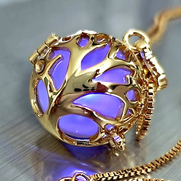 Glowing Jewelry - Etsy