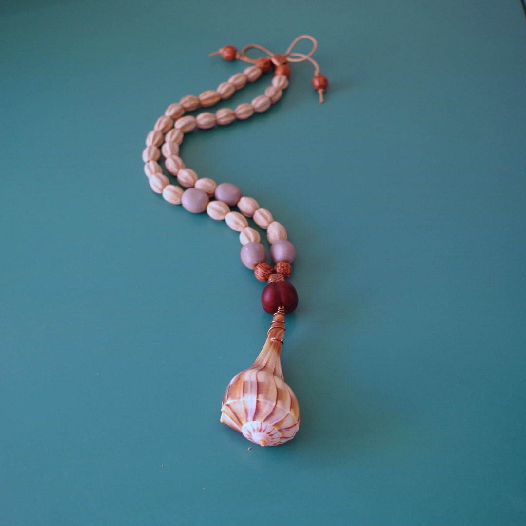 Ocean Boho Lightning Whelk Seashell Mary's Sea Bean Marbiney Seed Gray ...