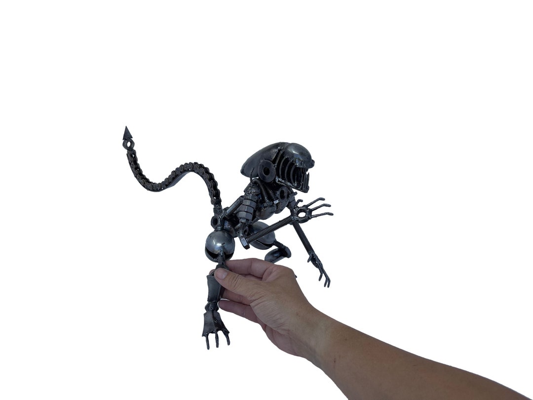 Xenomorph Inspired Sculptures. 8 Inches Tall. 100% Handmade. - Etsy