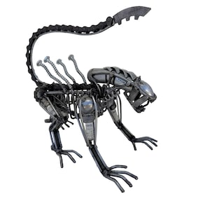 Crawling Xenomorph Inspired Recycled Metal Sculpture . 8 Inches High ...