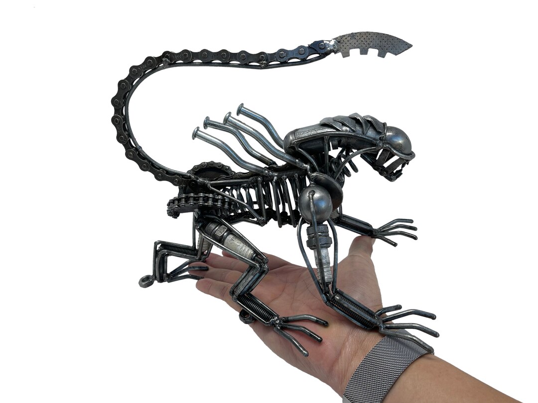 Crawling Xenomorph Inspired Recycled Metal Sculpture . 8 - Etsy