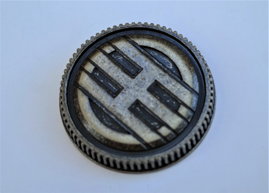 Royal Gold King Legacy Power Coin-weathered Prop Cosplay - Etsy