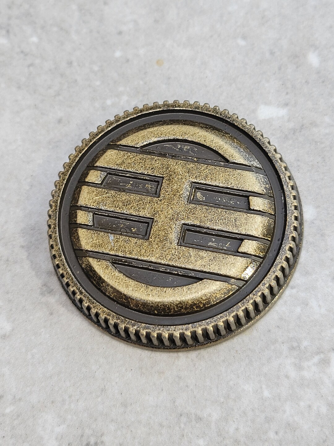 Royal Gold King Legacy Power Coin-weathered Prop Cosplay Legacy Master ...