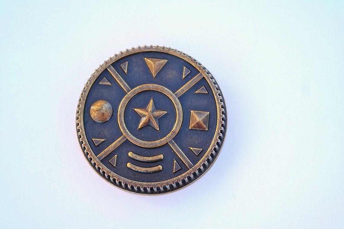 Zeo Tribal Power Coin-weathered Prop for Legacy Master Morpher | Etsy