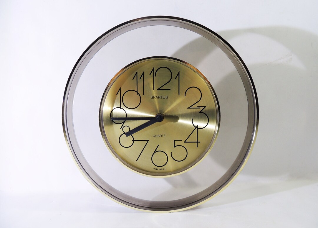 Modernist Era Smoked Lucite Spartus Round Wall Clock - Etsy