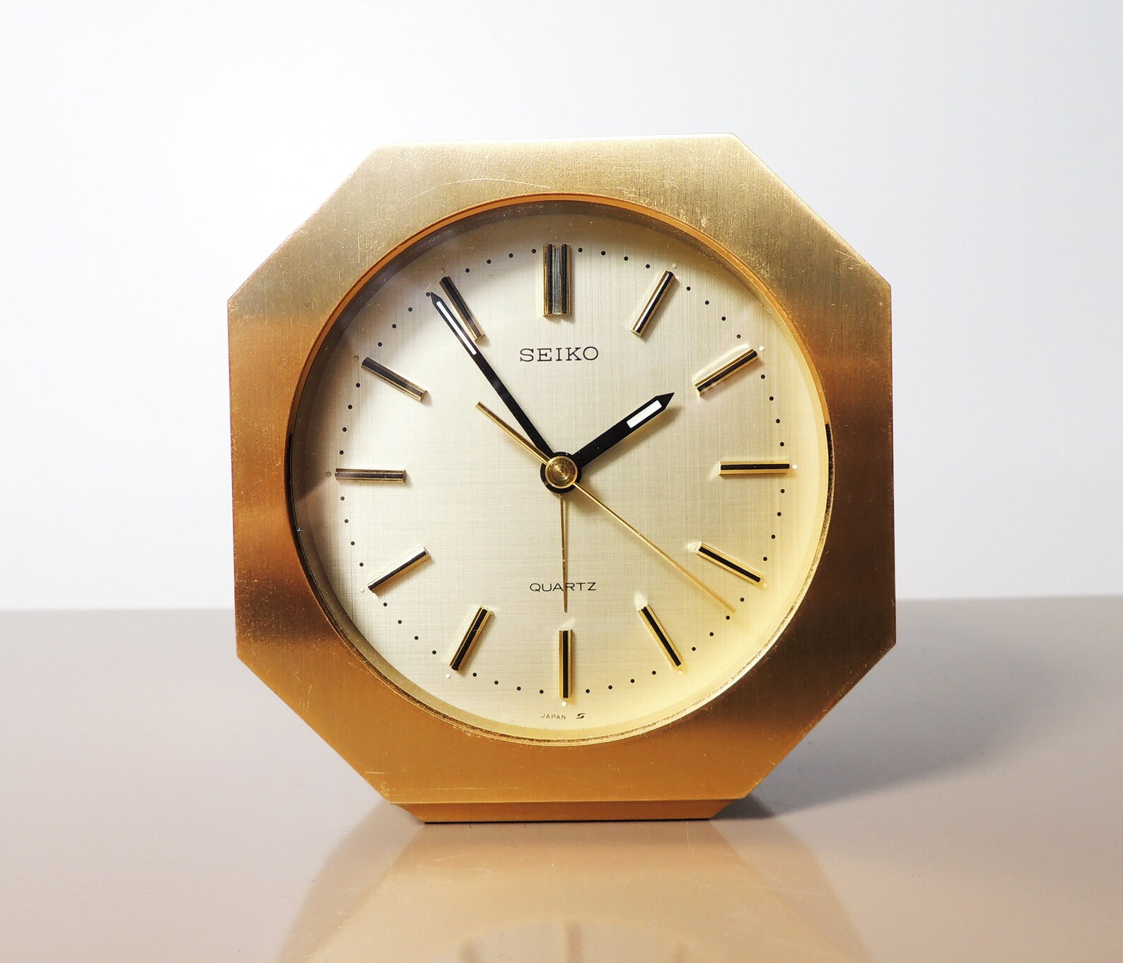 Vintage Seiko Japan Octagon Quartz Desk Alarm Clock - Etsy