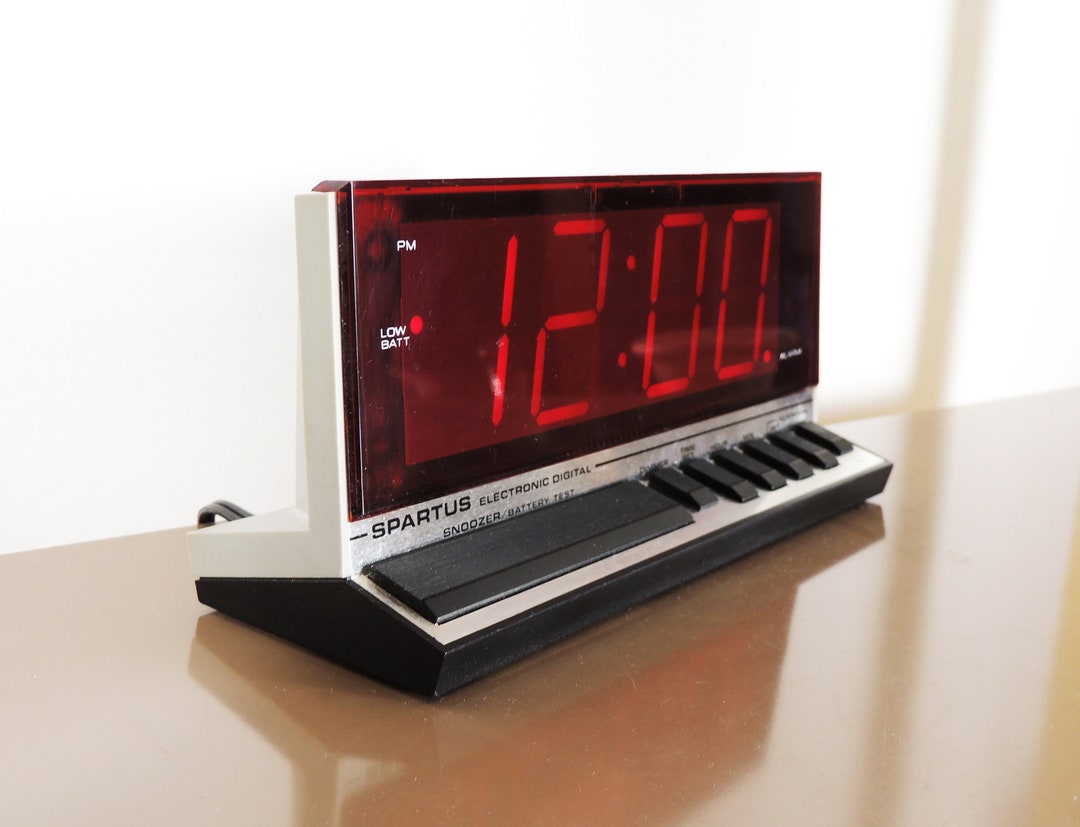 Collectible Vintage Spartus Desk Alarm Clock - Etsy