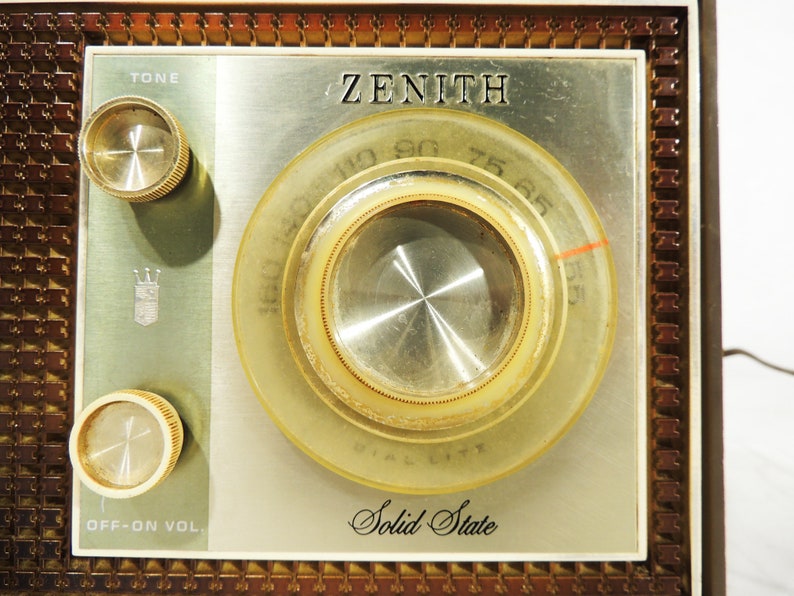 MCM Era Zenith Solid State Rustic Desk Radio - Etsy
