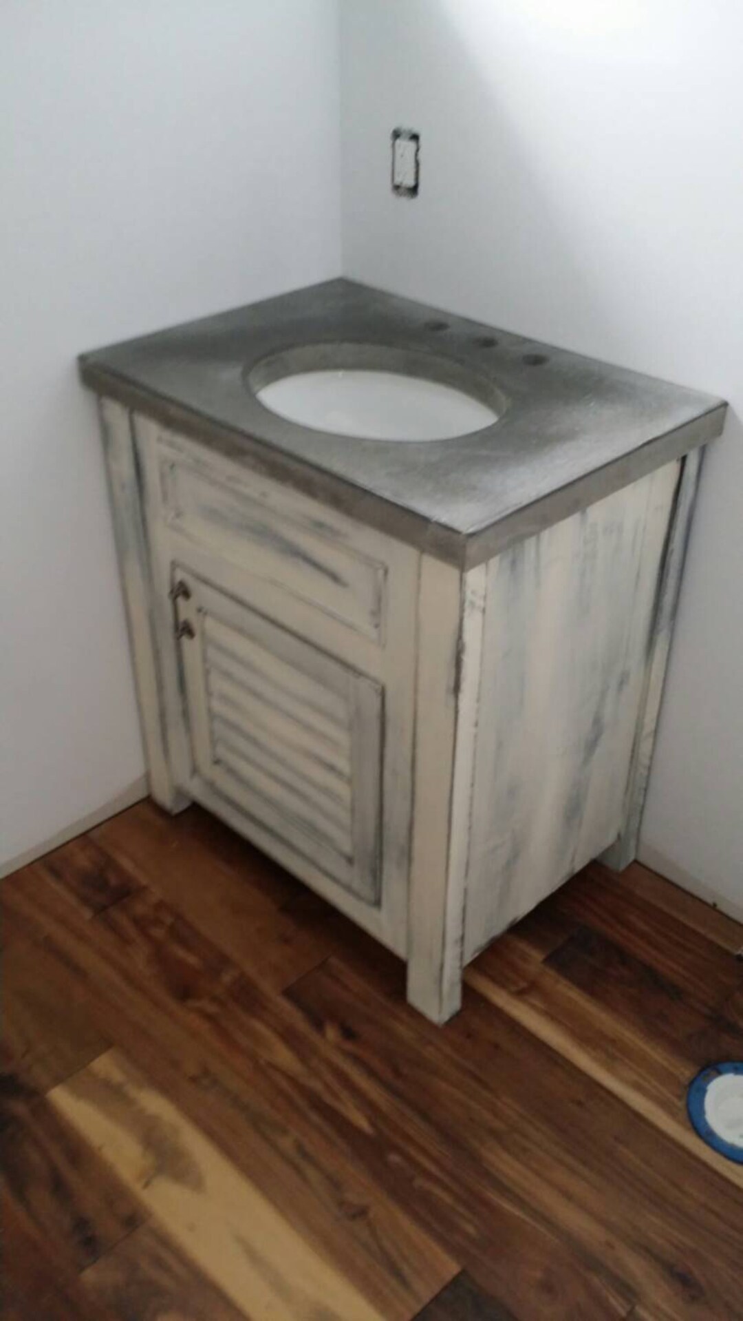 Lightly Distressed Bathroom Vanity - Etsy
