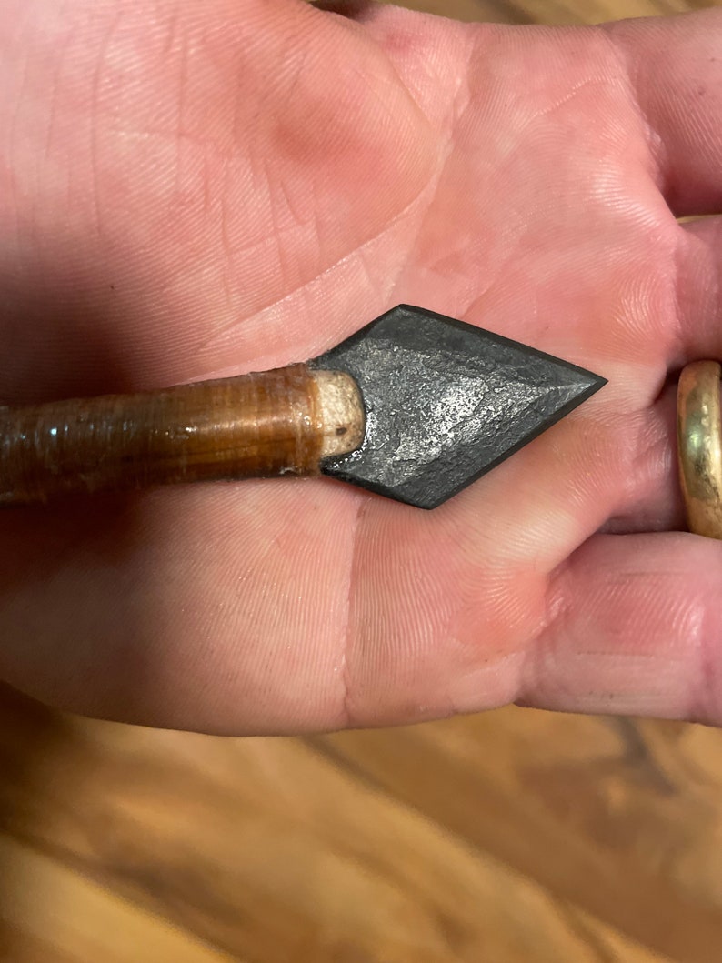 Traditional Medieval European Archers Arrow, Hand Forged Steel Tip ...