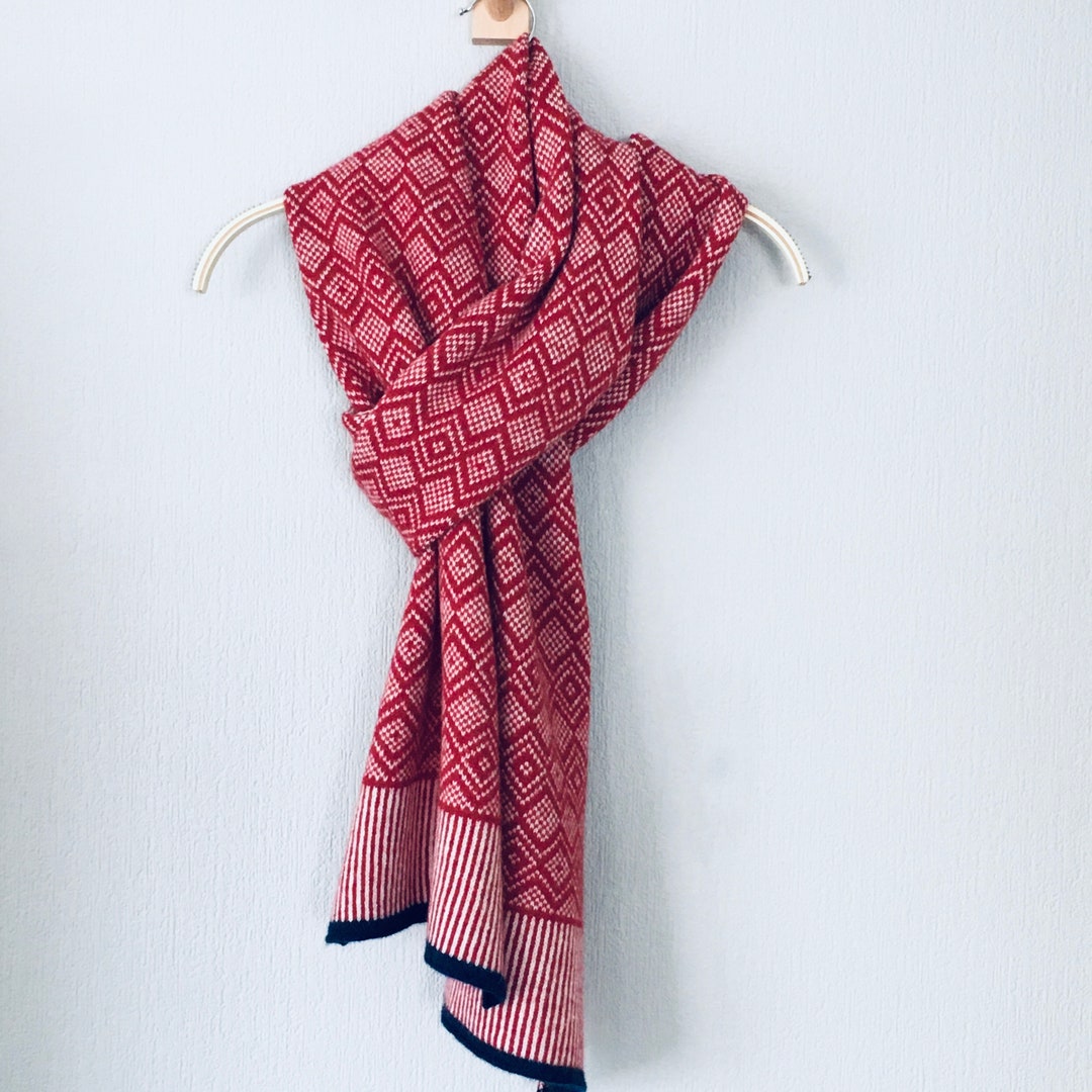 Scarf - Soft Merino Lambswool Scandi Scarf Fair Isle Pattern Berry Red ...