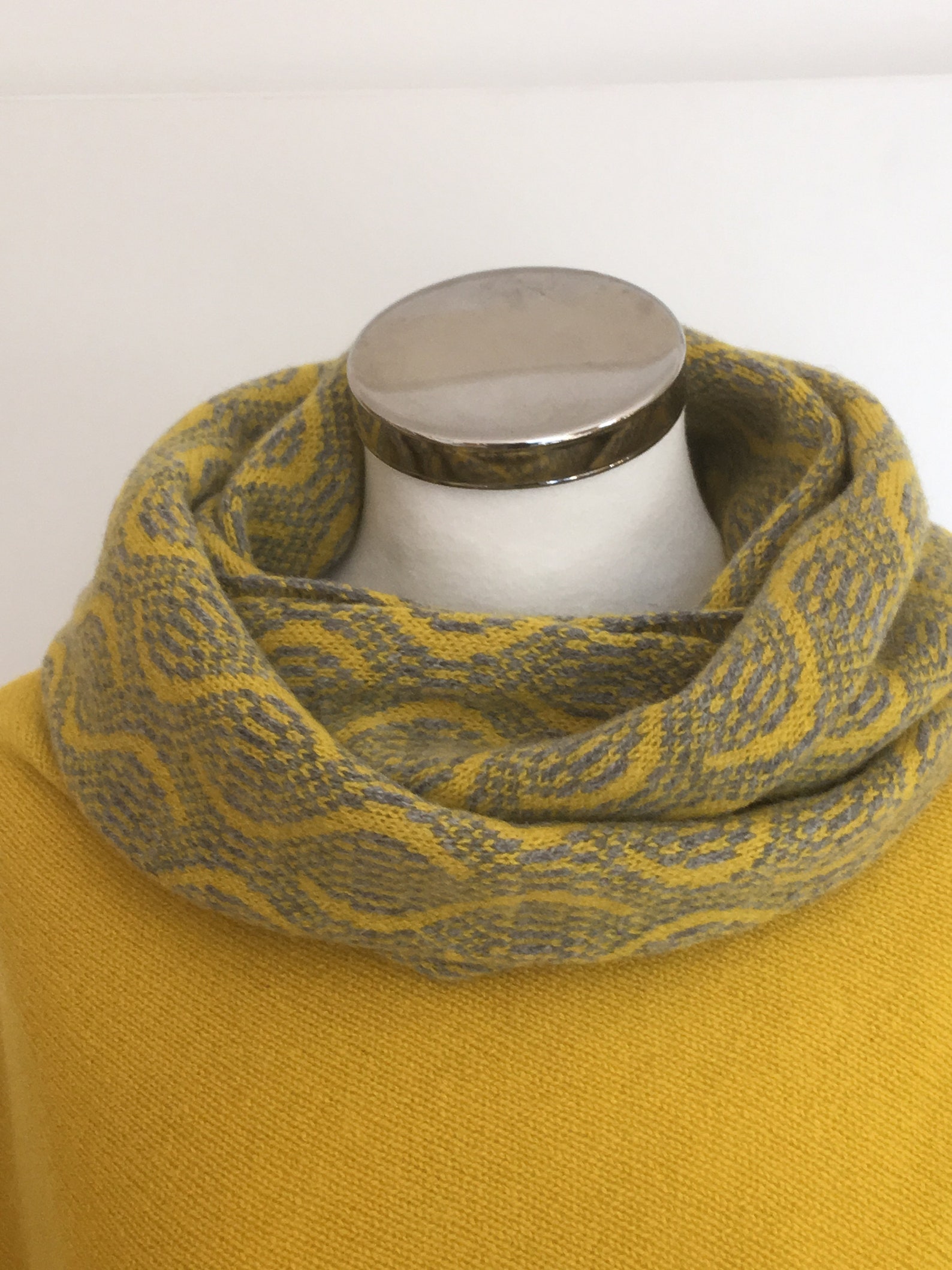 Snood Scarf Infinity Soft Merino Lambswool Coalgrey and Piccalilli ...