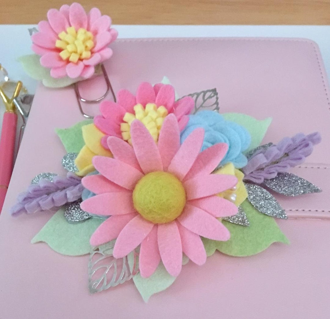 Felt Flower Planner Swag & Planner/paper Clip . Pink Daisy | Etsy