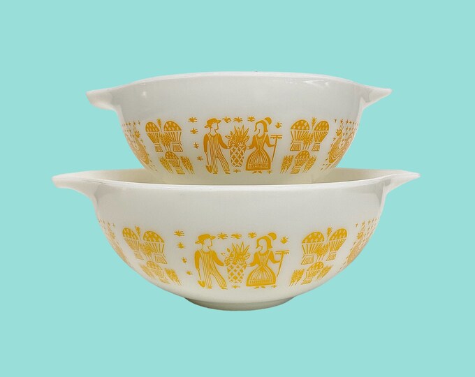 Vintage Pyrex Bowl Set Retro 1950s Mid Century Modern Butterprint ...