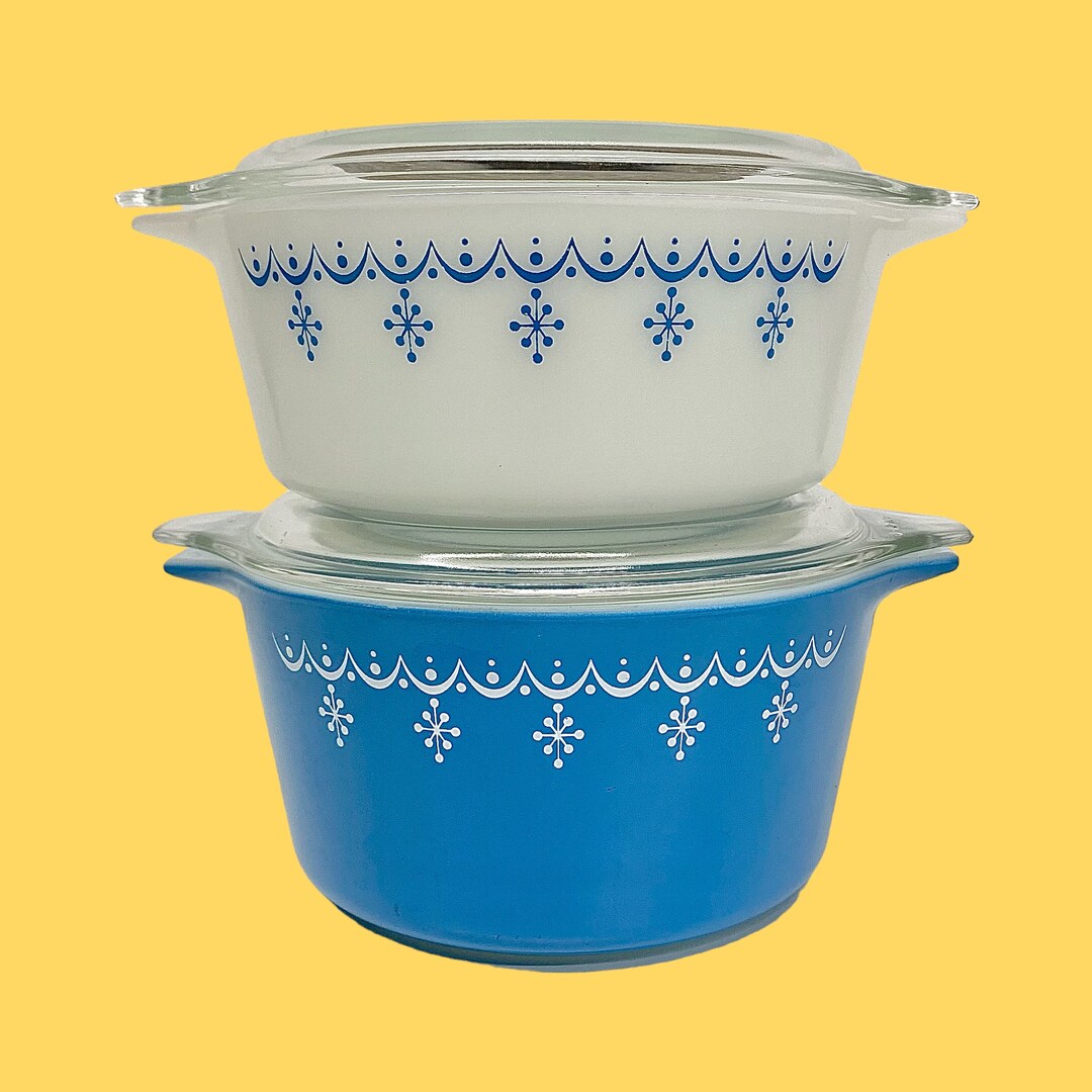 Vintage Pyrex Casseroles With Lids Retro 1970s Mid Century Modern ...