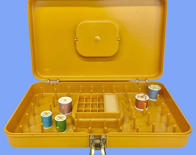 Vintage Sewing Box Retro 1970s Wilson MFG + Wilhold + Harvest Gold ...